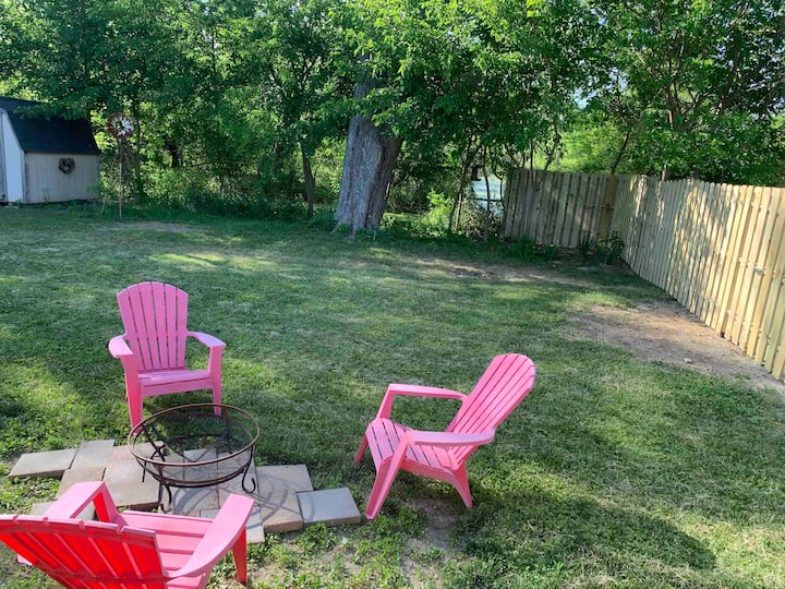 Cottage On Big Lake! Private Channel Dock! - Chain O’ Lakes State Park, Albion