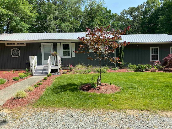 Cozy Country Home Near Unc/duke,hospitals,sports - Jordan Lake, NC