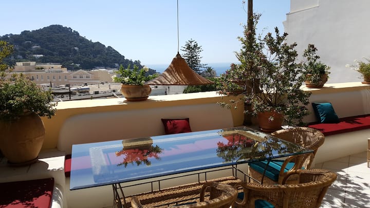 Casa Farace Una Dimora In Piazzetta - Capri