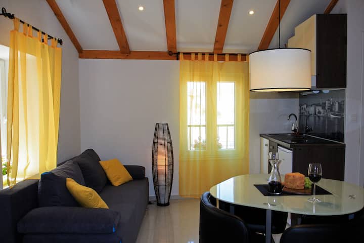 Villa Kapar**** - Apartment "ŠUfit" - Trogir