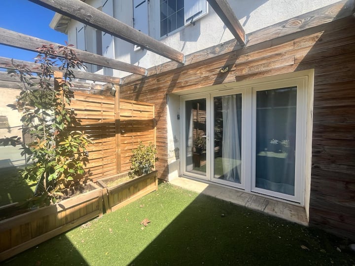 Grand Studio Indépendant Iut Chu Nîmes - Caissargues