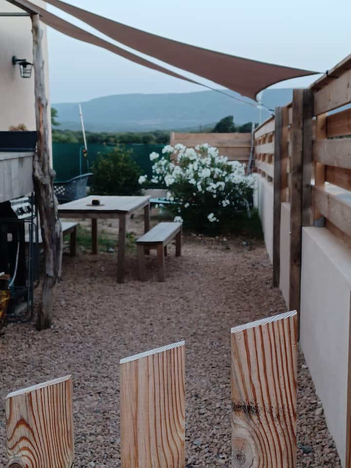 T1 Avec Mezzanine 2/4 Personnes. - Figari