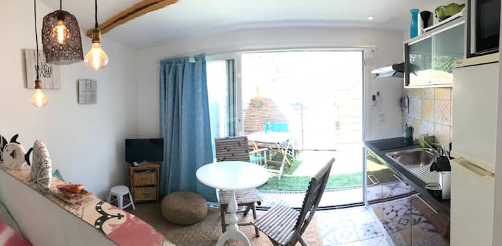 Studio Dans Jardin Exotique Avec Piscine - Biot