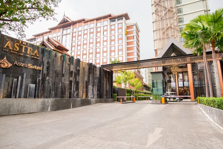 Luxury Apartment @ The Astra Near Night Bazaar - Chiang Mai