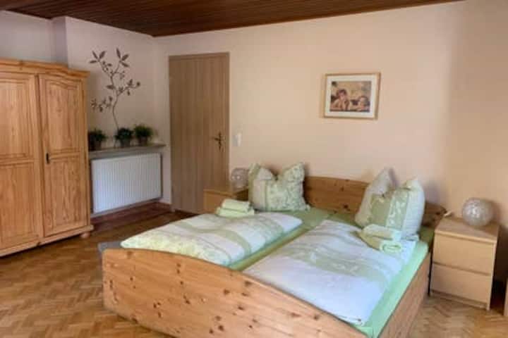 Appartement Mit Küche Und Bad - Ländlich + Zentral - Friedrichsdorf