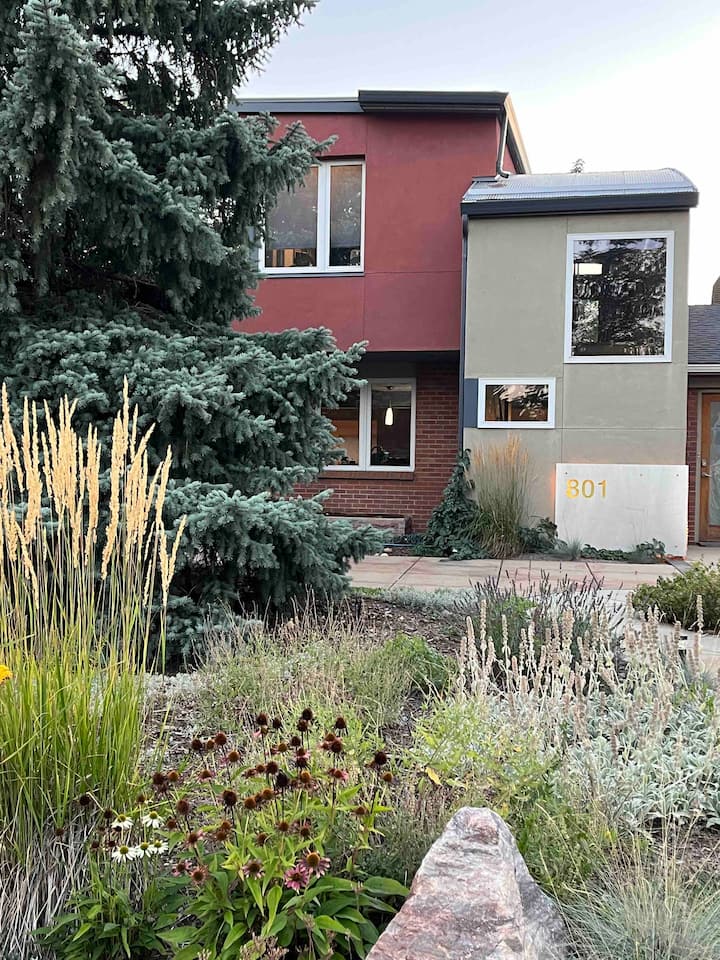 Beautiful + Modern Boulder Home | Close To It All! - Boulder