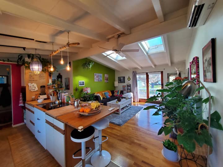 Open Plan House Near U Of O, Deep Monthly Discount - ユージーン, OR