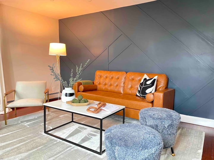 King Bed/wi-fi/free Parking/convenient Apt/nyc - Great Neck, NY