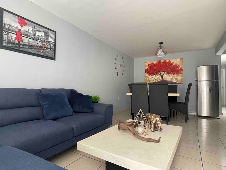 Casa A 8 Cuadras Del Parián Tlaquepaque - Tlaquepaque