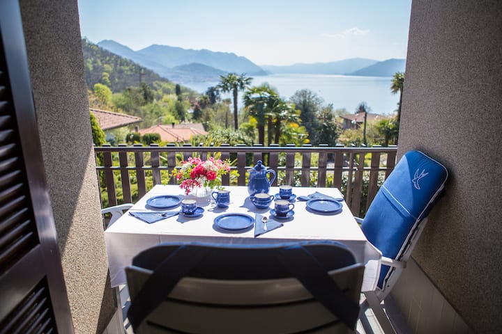 Appartamento In Villa Con Imprendibile Vista Lago - Luino