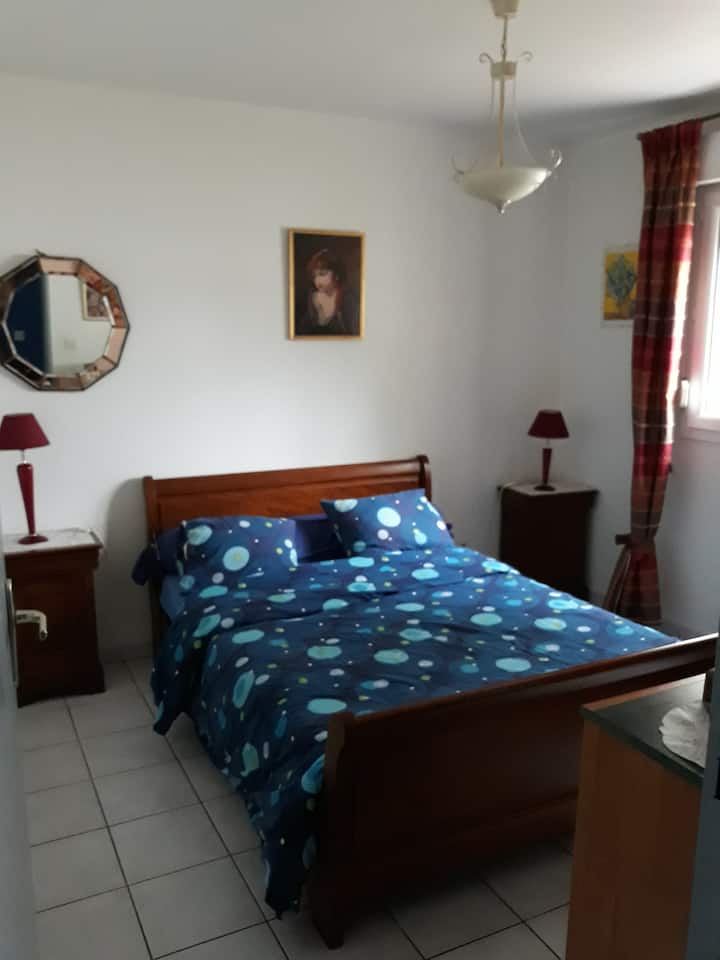 Chambres Disponibles Dans Grande Maison - Avignon