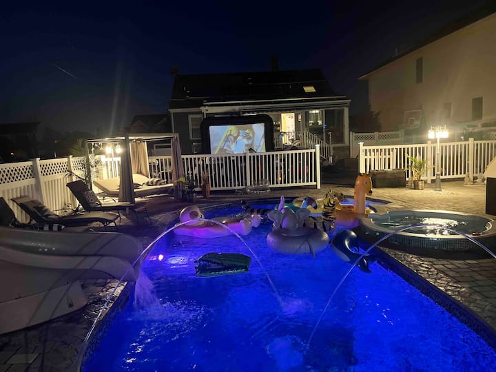 Tulum Inspired 3 Bedroom W/ Loft Pool & Jacuzzi - Point Pleasant Beach, NJ