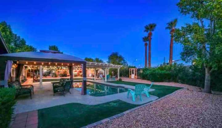 Stunning Heated Pool Home In Old Litchfield Park - Avondale, AZ