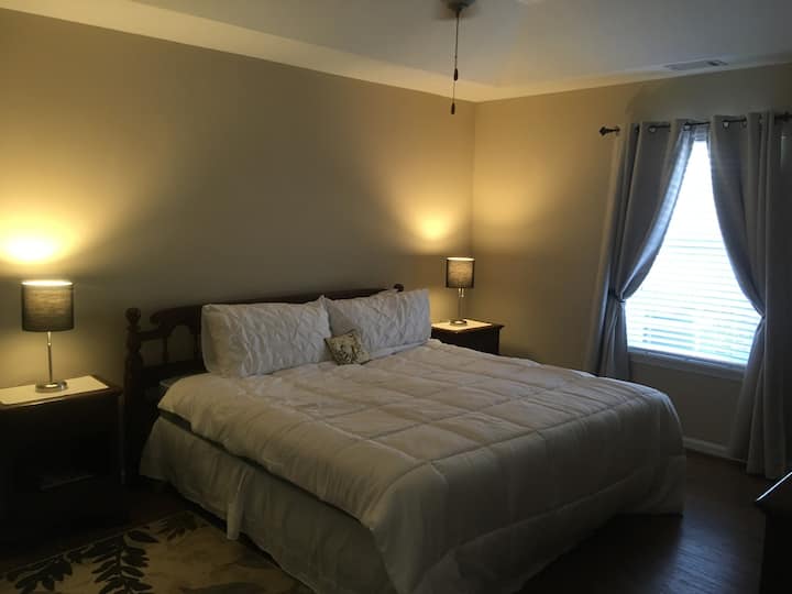 Peaceful Nite's Sleep Near Great Eats & Amenities. - Augusta, GA