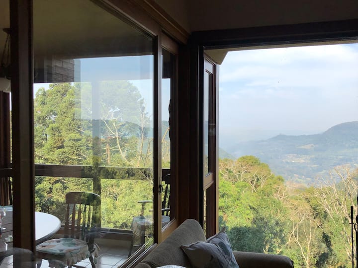 Aconchego Serrano Vista De Cinema 2km Do Centro - Canela