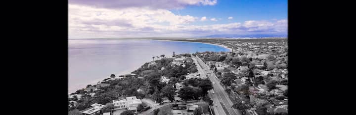 Beautiful Family Home, Stunning Seaside Location - Mornington