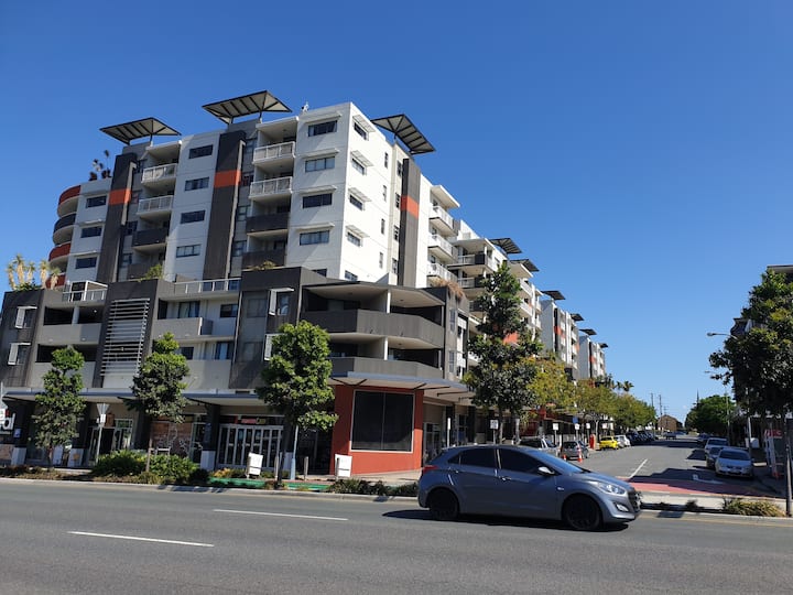 Tara's Studio@the Gabba - Brisbane