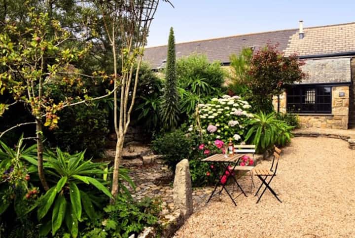 Brea Manor Charming Cottage. Sleeps 1-4 Persons - Sennen Cove