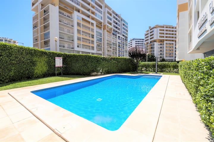 Cozy Studio: Ac, Wifi, Pool, Big Balcony - Portimão
