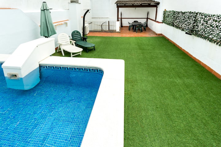 Penthouse With Private Pool & Terrace. - Siviglia
