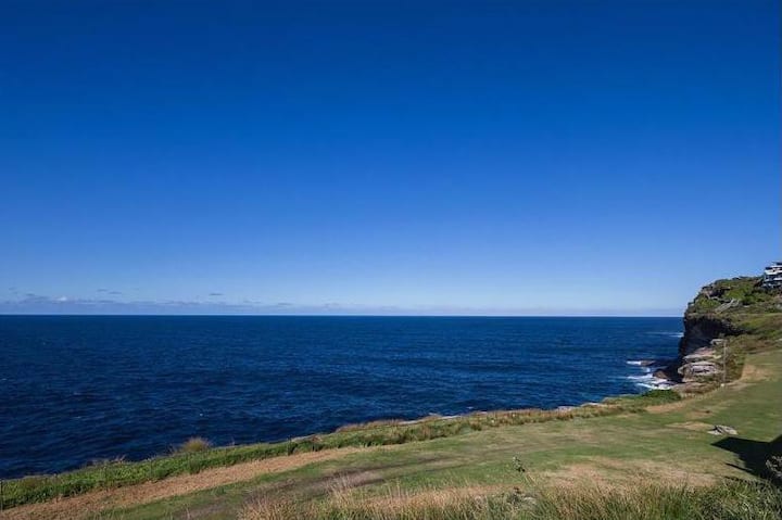 Room In Beautiful Cliffside Home With Ocean Views - Manly