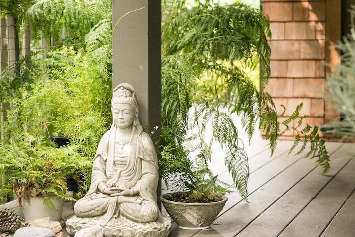 Zen Studio In The Trees - Tiburon