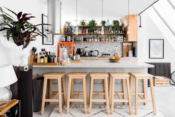 Mini Loft Lumineux En Plein Cœur De La Capitale - Parijs