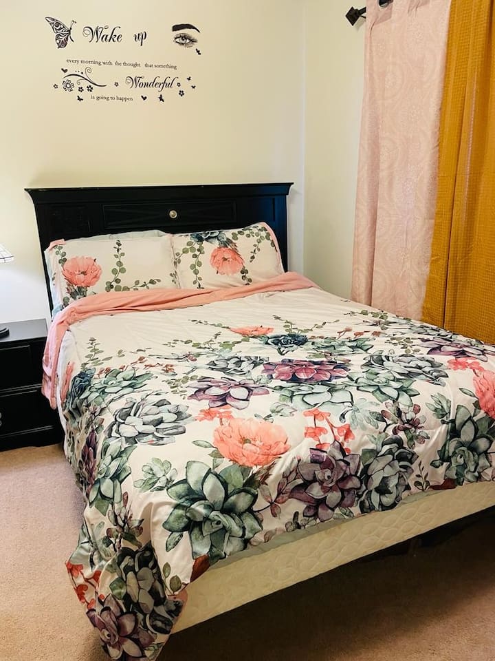 Lovely 2 Bedrooms Renting One Of My Room - North Dakota