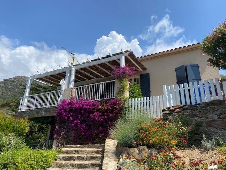 Maison Climatisée à 150m De La Plage - Le Lavandou