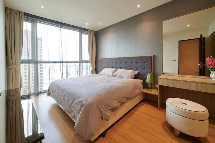 Deluxe 51sqm,3min To Bts,sky Bar,price Negotiable - Thailand