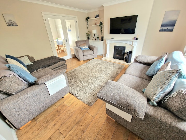 Spacious 3 Bedroom Home In Galway City - Galway