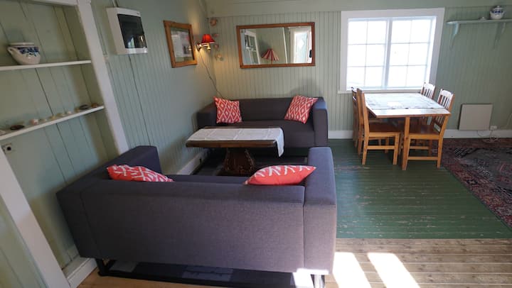 Teronbua 12 – Ekte Rorbue Ved Ballstad, Lofoten - Stamsund