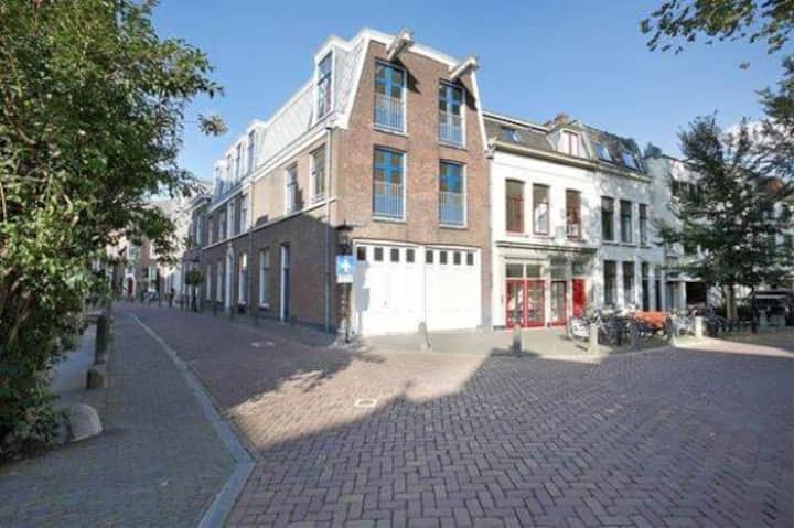 Beautiful 19th Century House In Historical Centre - 烏特勒支