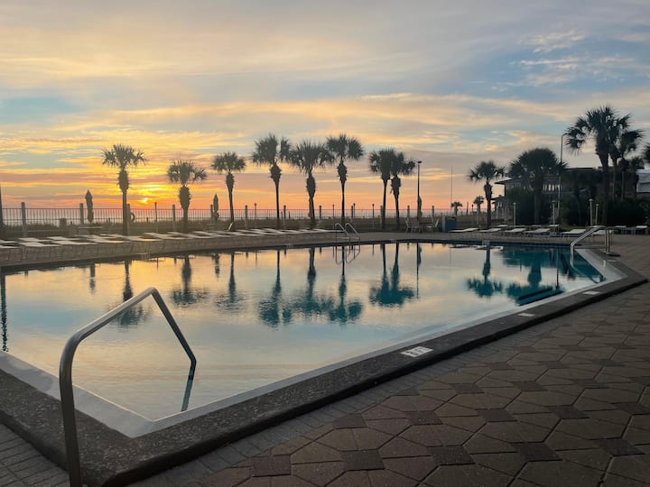 Long Beach Resort, Panama City Beach Condos | Hotel and Resort Rentals ...