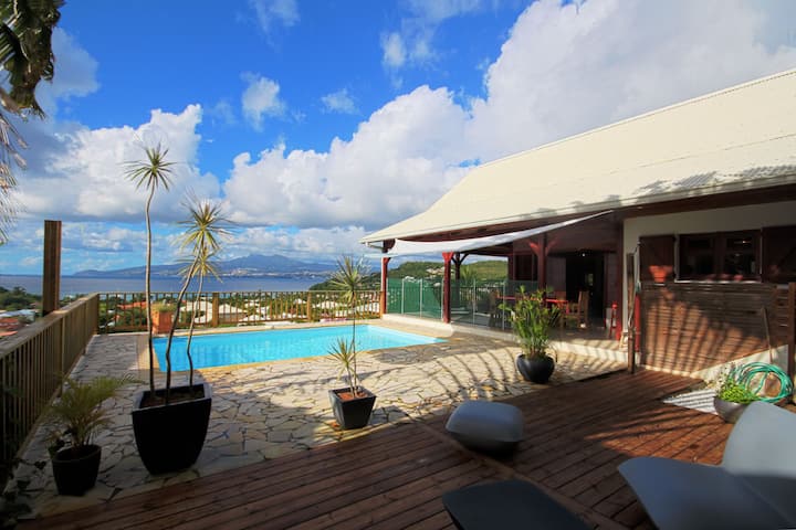 Villa Avec Piscine Et Magnifique Vue Mer - Martinique