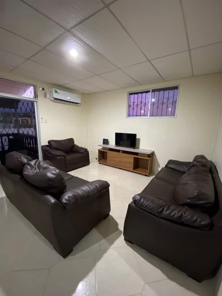 Comodidad Y Descanso Cerca De La Playa - Salinas