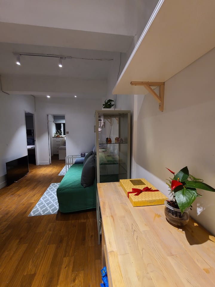Top Location Bright 3br *Jordan Mtr - 3 Min Walk - Hồng Kông