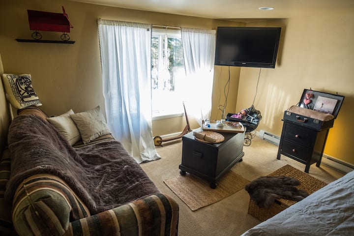 1 Bedroom Private Area In House! - Breckenridge, CO