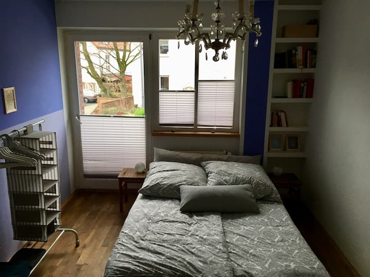 Central & Cozy Room With Balcony In Green Area - Cologne