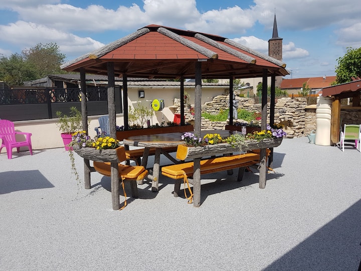 Villa Pour 20 Pers - Piscine/jacuzzi Pro/sauna - Moselle