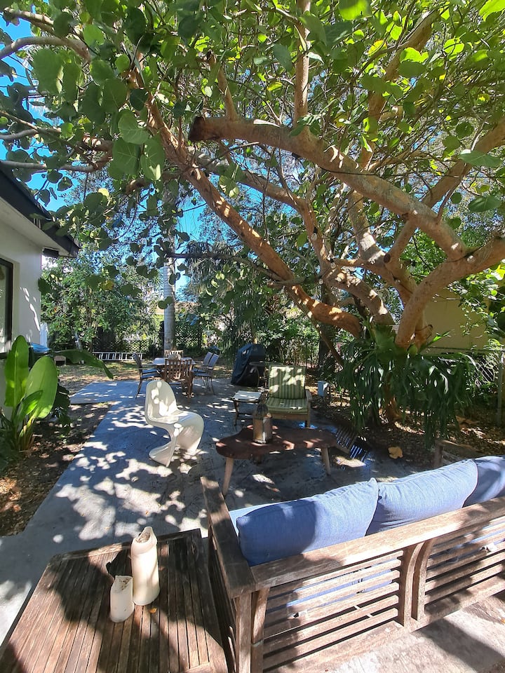 Cozy Private Suite Near Beach | Central & Peaceful - Aventura, FL