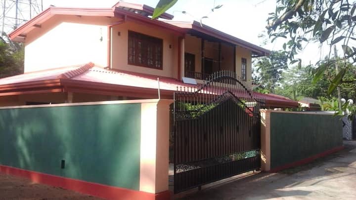 Ceylon Epic Villa - Bentota