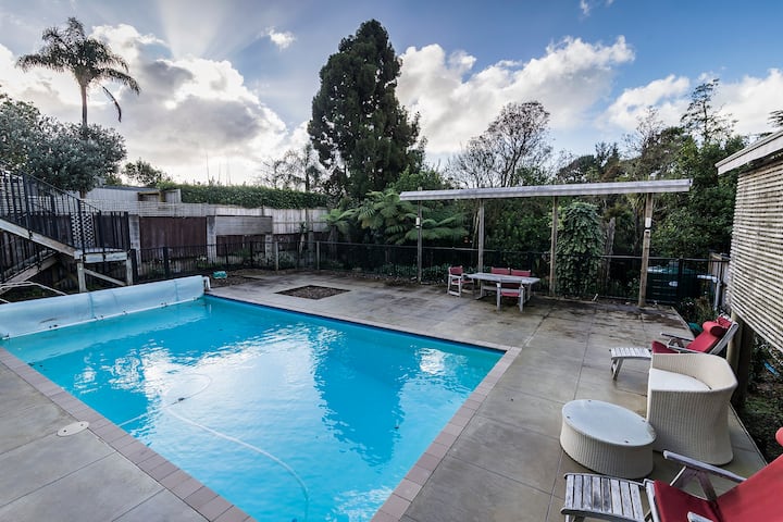 Quiet Relaxing Apartment, Very Fast Wi-fi - Auckland