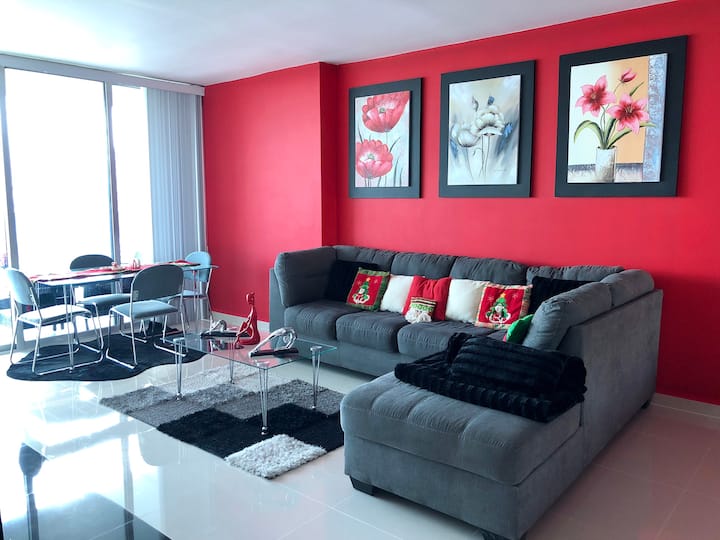 Acogedor Apartamento Con Vista Al Mar! - Ciudad de Panamá