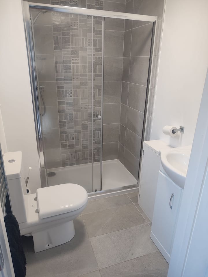 Self-contained Suite Private Bathroom & Entrance - Oxford
