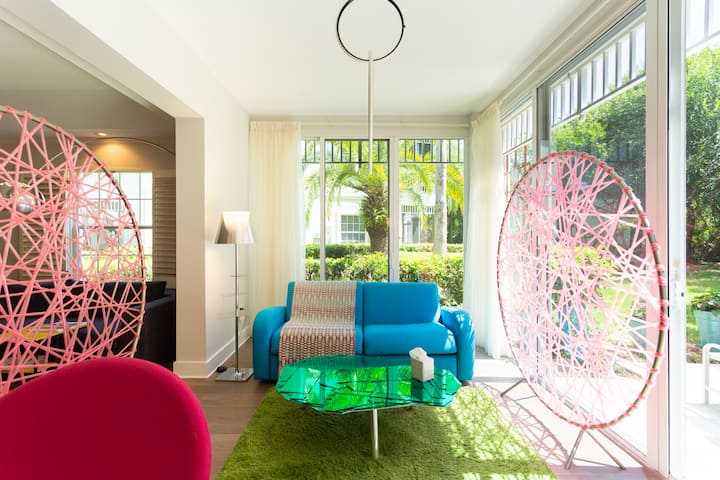 Art And Design In Bradenton Villa - Anna Maria Island, FL