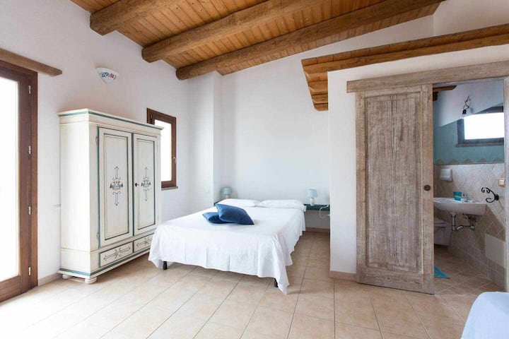 Camera  Quadrupla Blu Mare. - Castelsardo