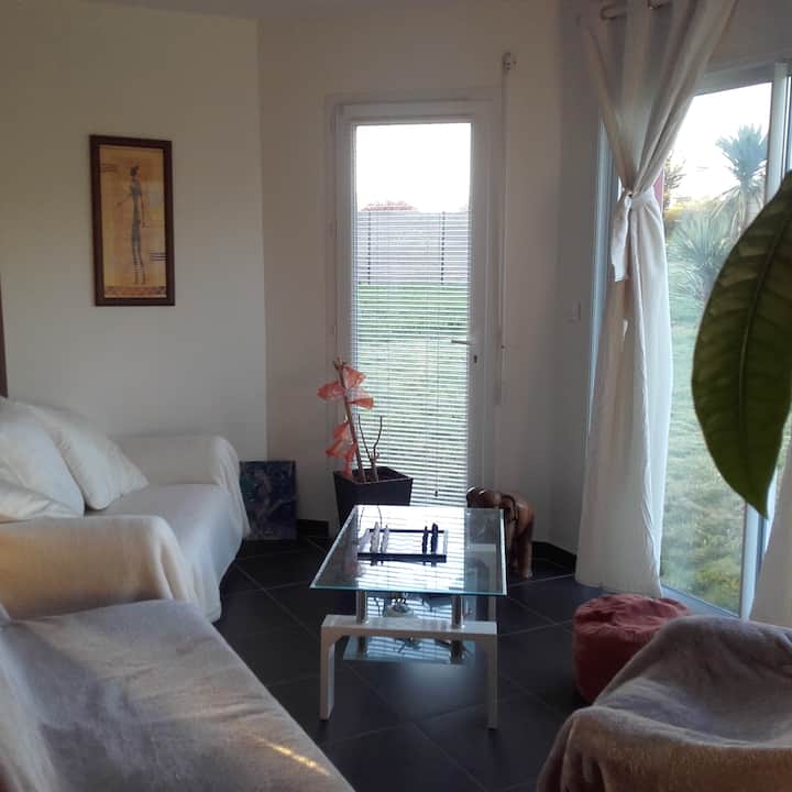 Chambre Avec Lit Double - Mesquer