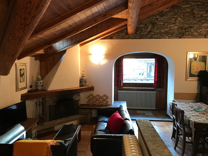 Splendid Attic Loft / Amazing View - Courmayeur