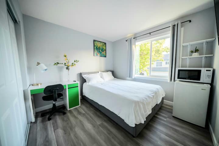 Beautymodern Room W/private Bath& Reserved Parking - San Jose, CA